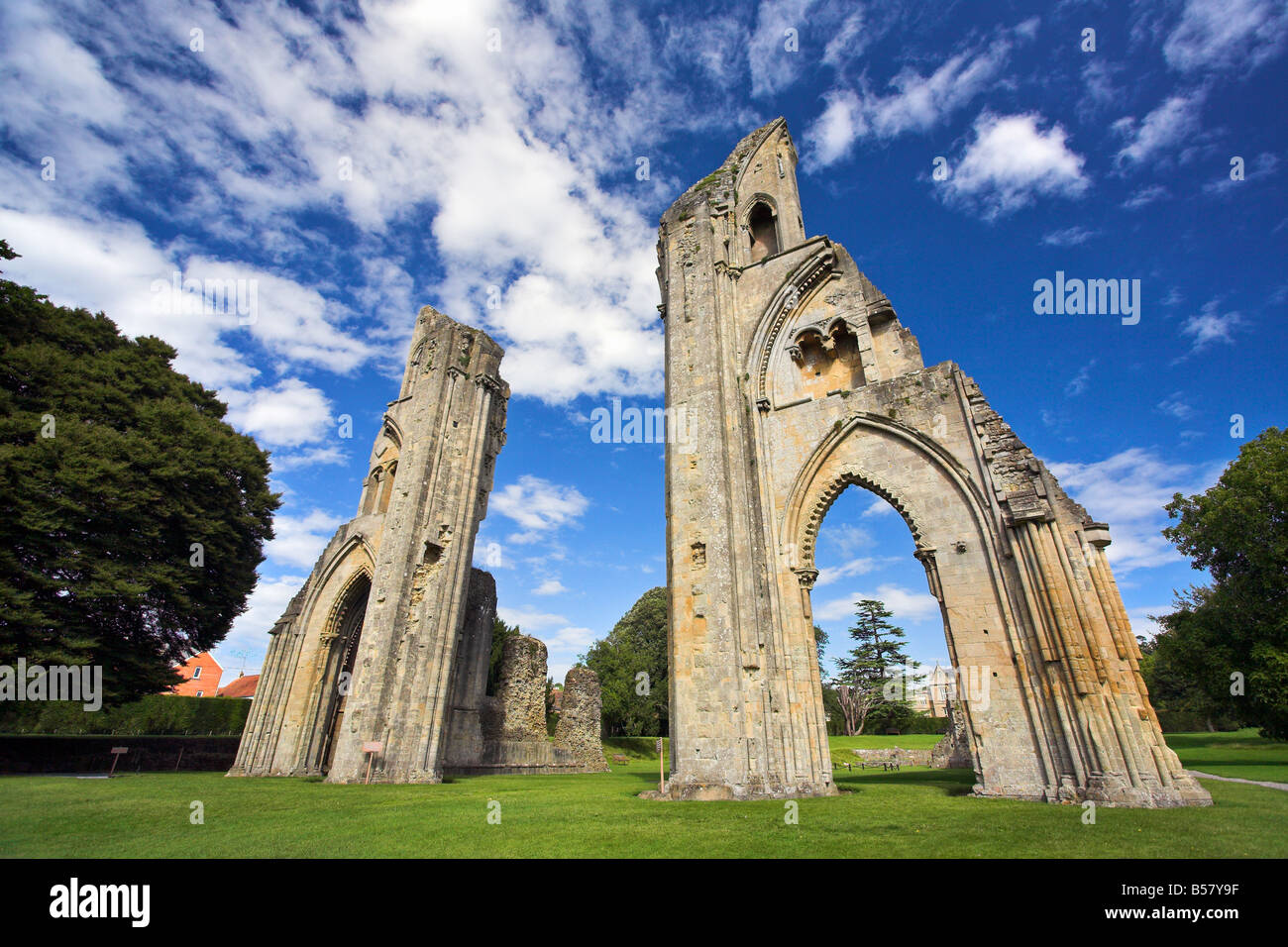 Glastonbury Abbey ruins, Glastonbury, Somerset, England, UK Stock Photo ...