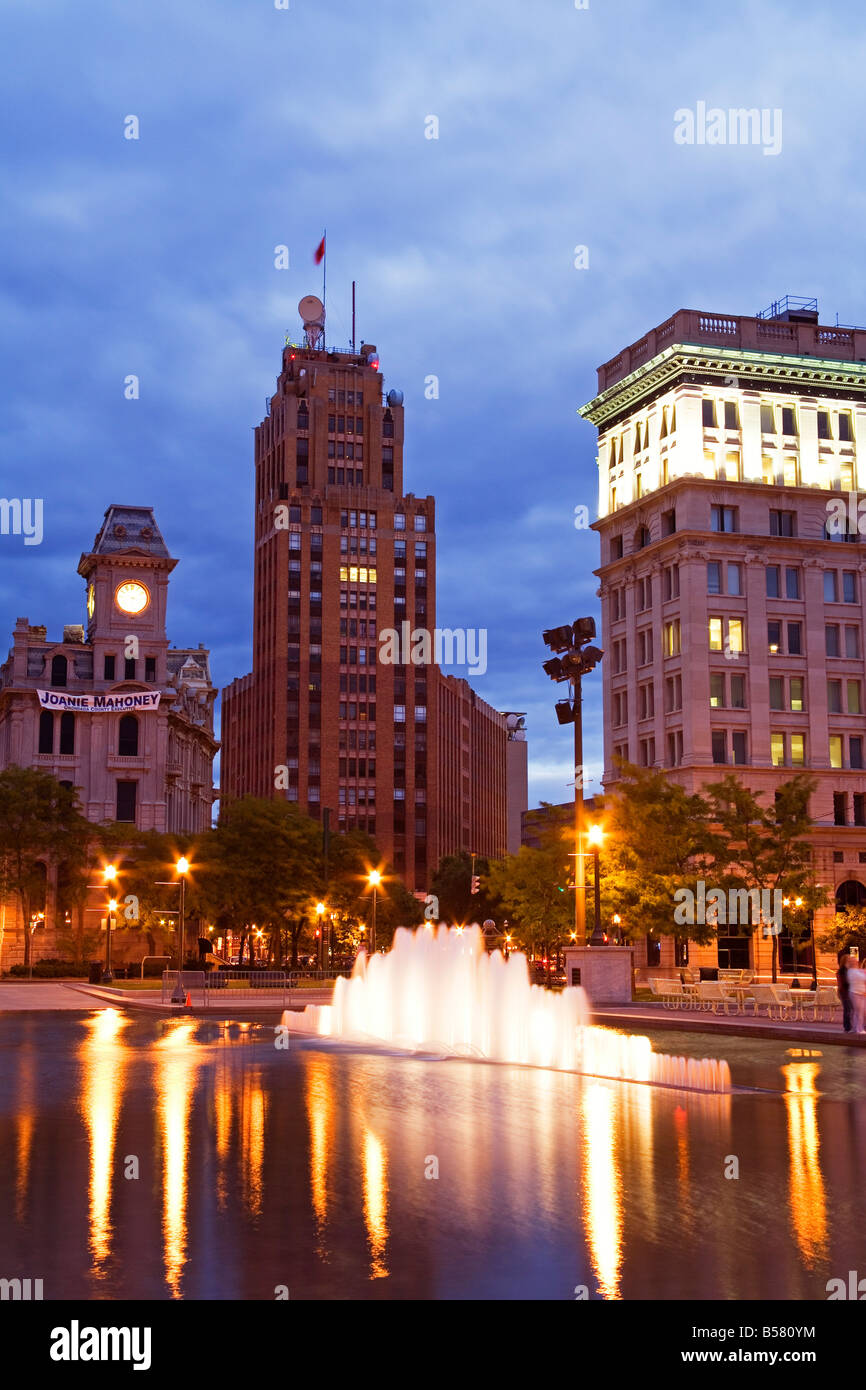 New syracuse u hi-res stock photography and images - Alamy