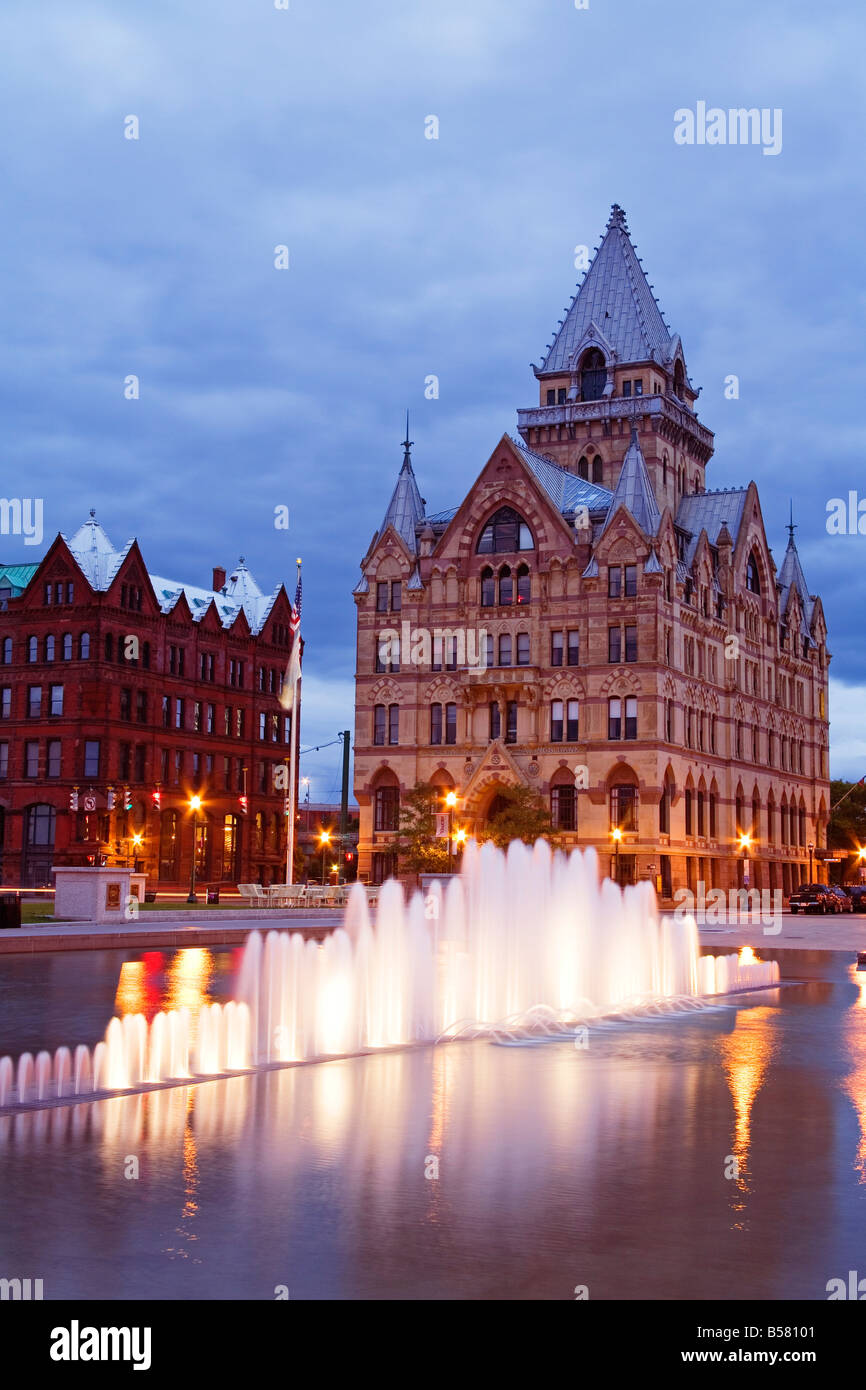 New syracuse u hi-res stock photography and images - Alamy