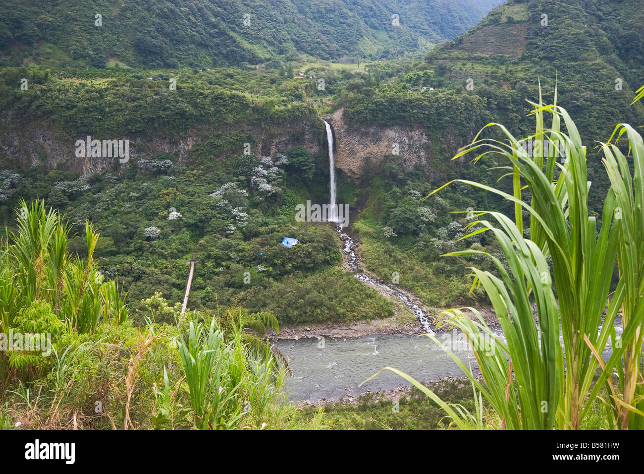 Cable car at the Rio Verde waterfall, Upper Amazon Basin, Ambato ...