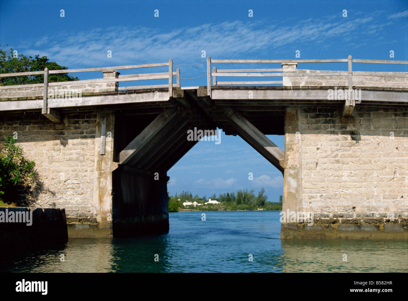 The smallest drawbridge in the world Somerset Bermuda Atlantic Ocean ...