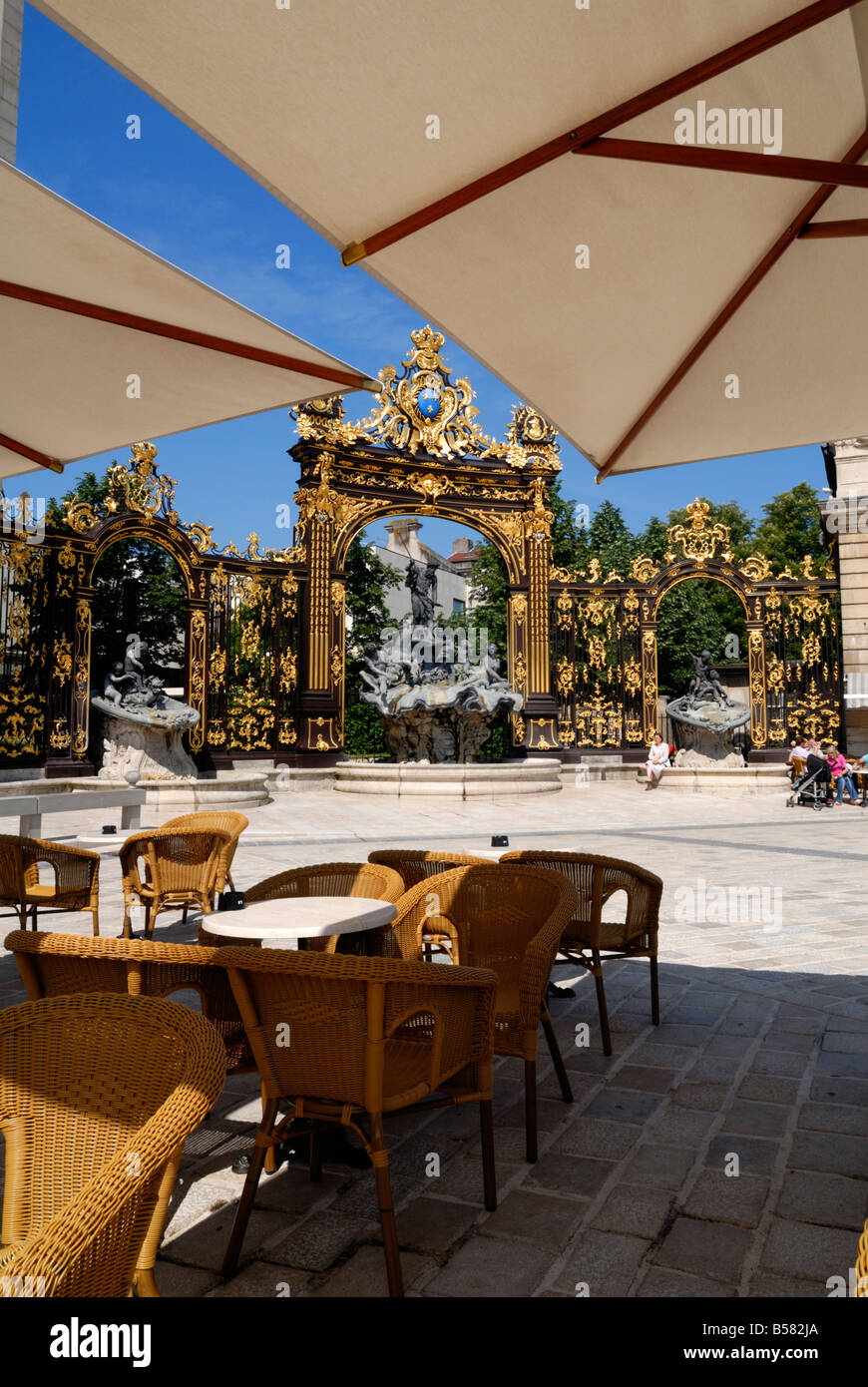 Restaurant and gilded wrought iron gates by Jean Lamor, Place Stanislas ...