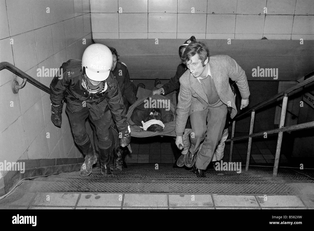 Moorgate tube crash Black and White Stock Photos & Images - Alamy