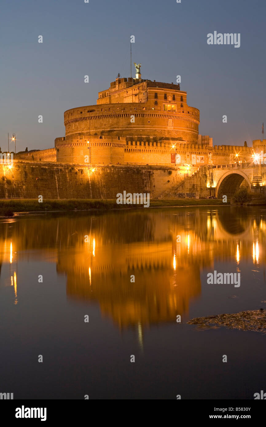 Castello sanangelo hi-res stock photography and images - Alamy