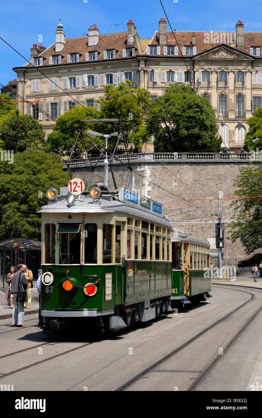 Vintage trams hi-res stock photography and images - Alamy