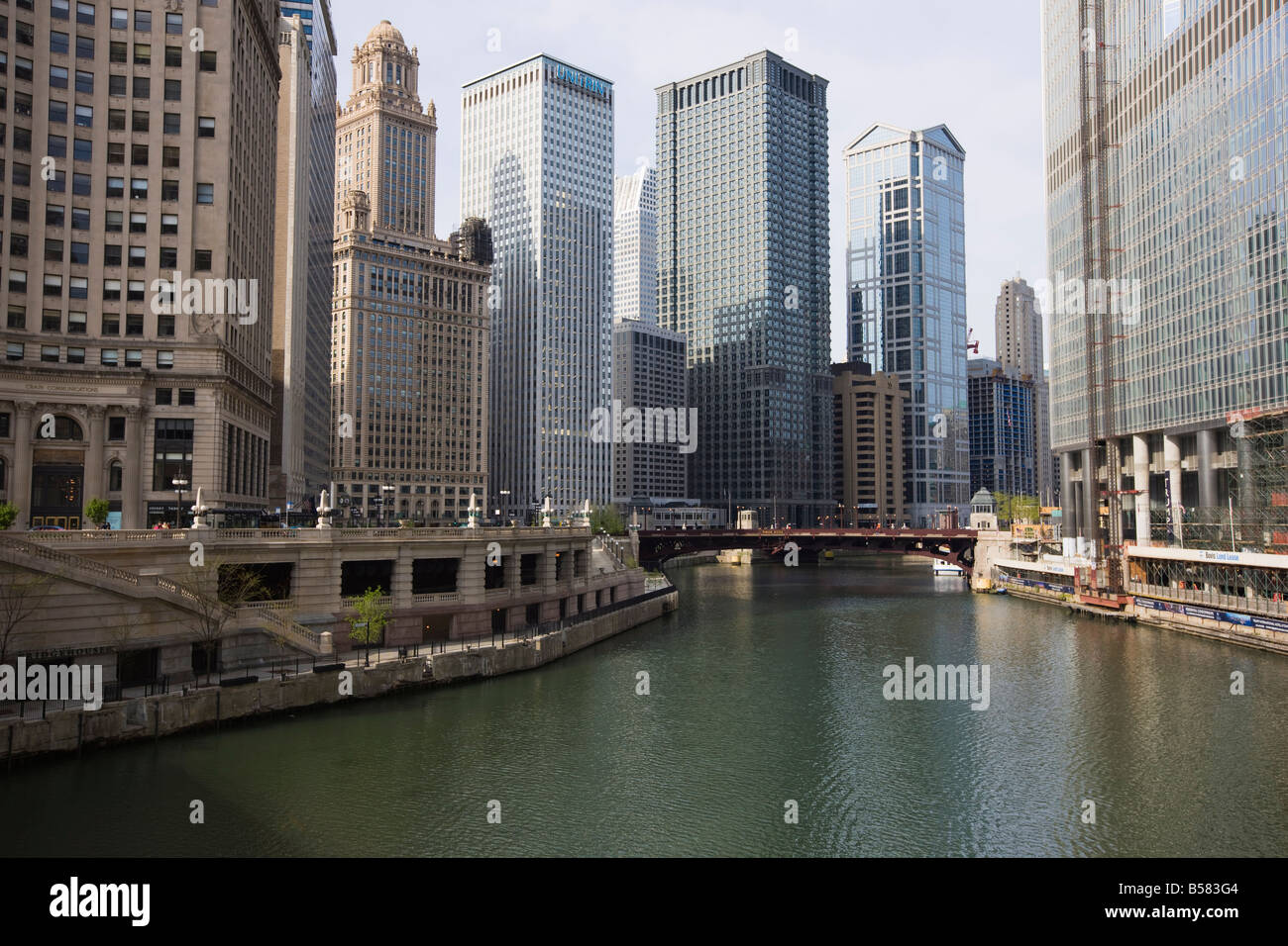 Chicago River and Wacker Drive, Chicago, Illinois, United States of ...