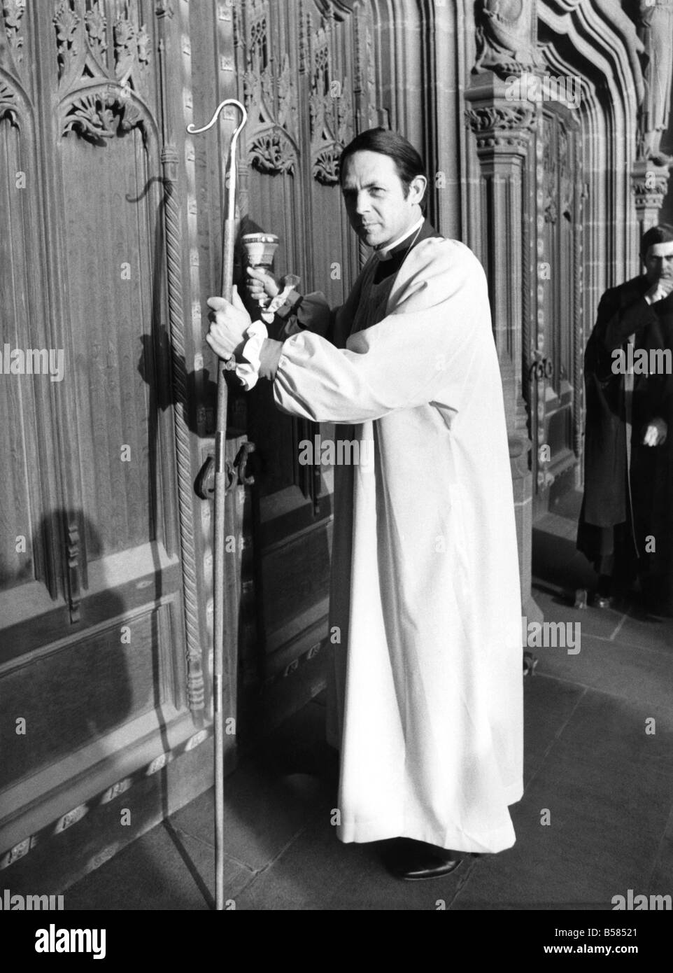 Rev david shepherd hi-res stock photography and images - Alamy