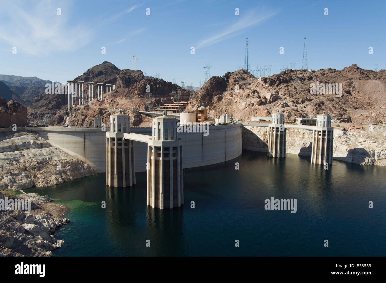 Hoover Dam on the Colorado River forming the border between Arizona and ...