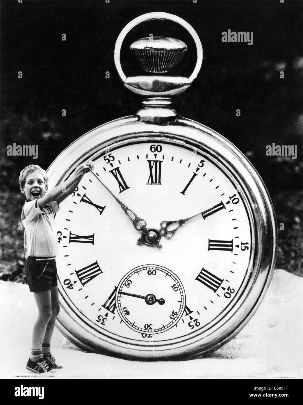 Put the clocks back hi-res stock photography and images - Alamy