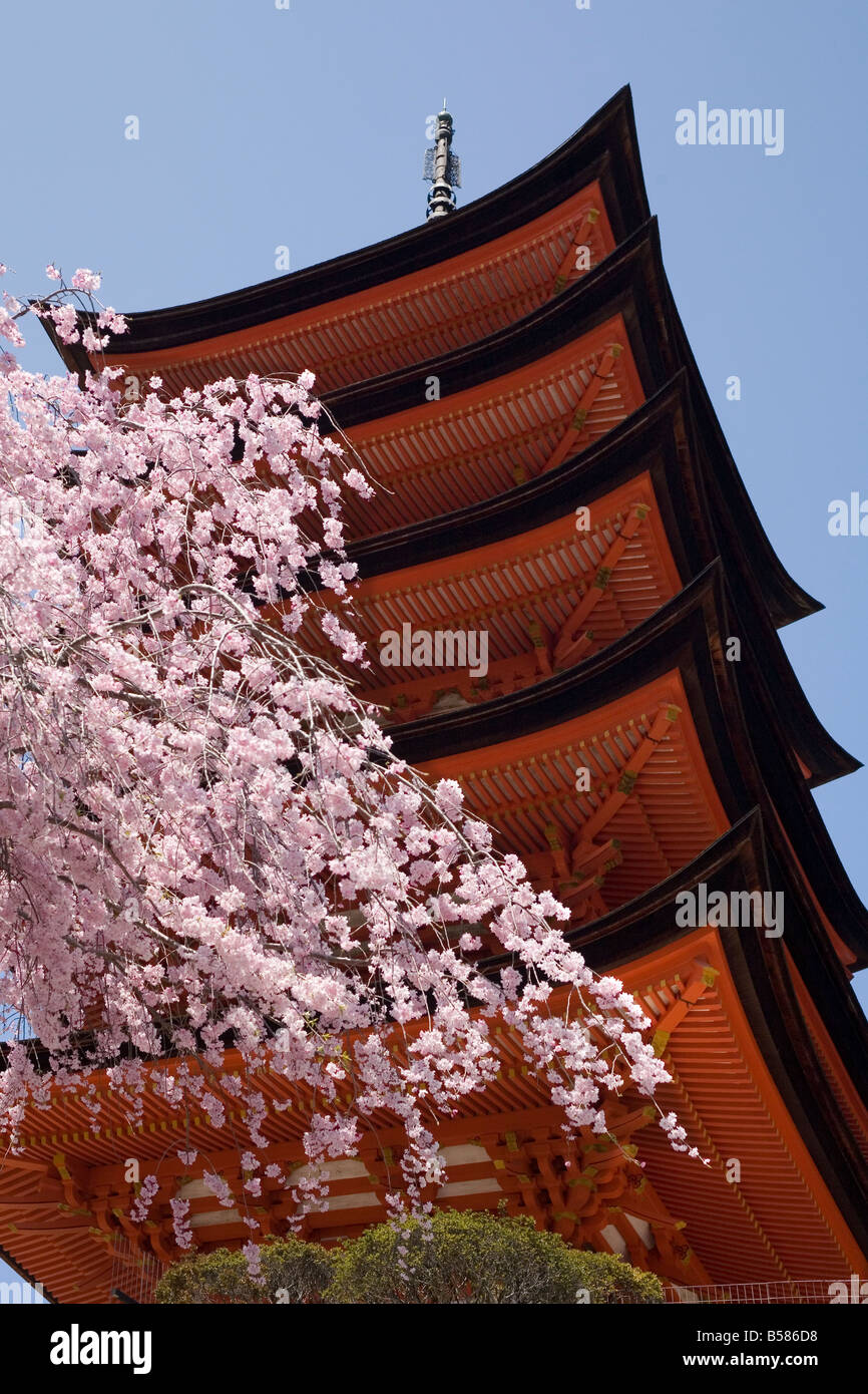 Five storey pagoda hi-res stock photography and images - Alamy