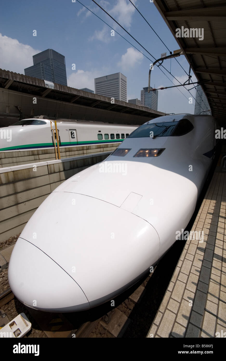 Nozomi bullet train hi-res stock photography and images - Alamy