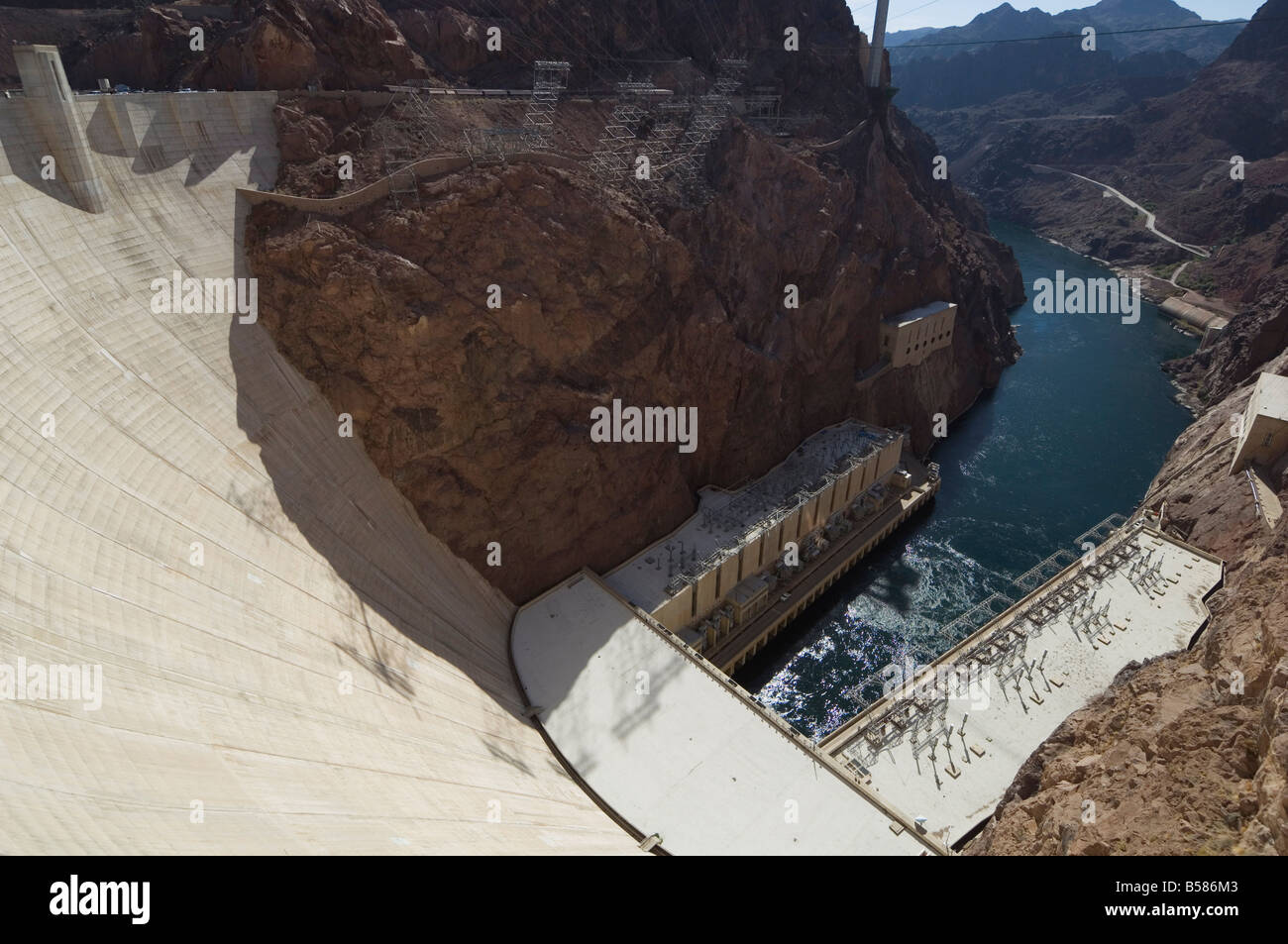 Hoover Dam on the Colorado River forming the border between Arizona and ...