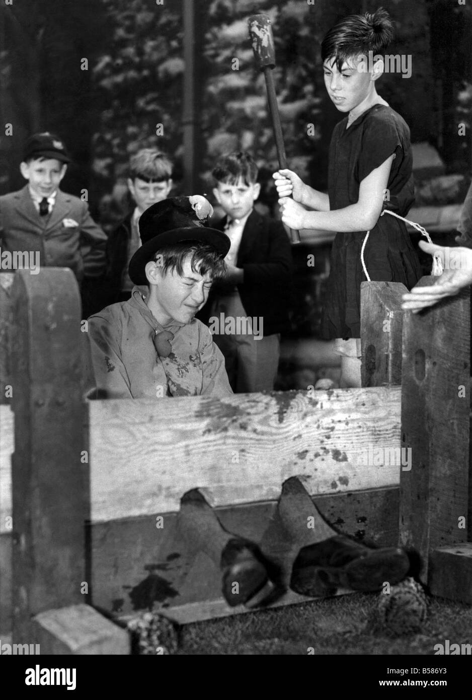 1950s children choir Black and White Stock Photos & Images - Alamy