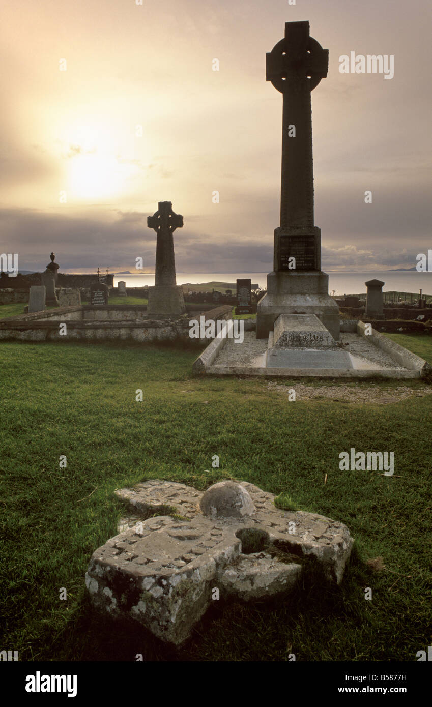 Monument to Flora MacDonald, Kilmuir graveyard, Trotternish, Isle of ...