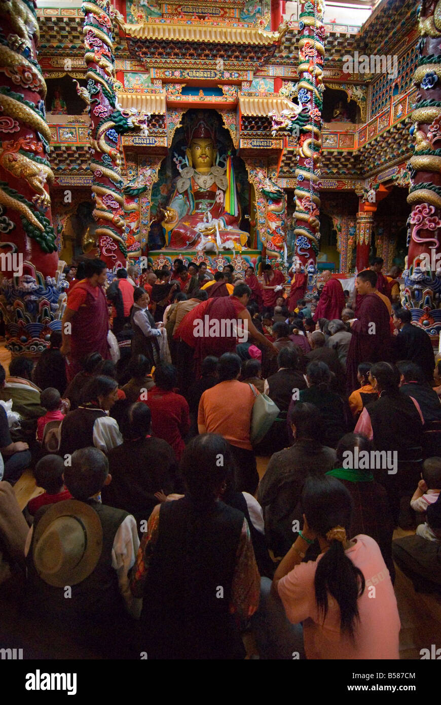 Blessing, Jingang temple, Kanding, Sichuan, China, Asia Stock Photo - Alamy