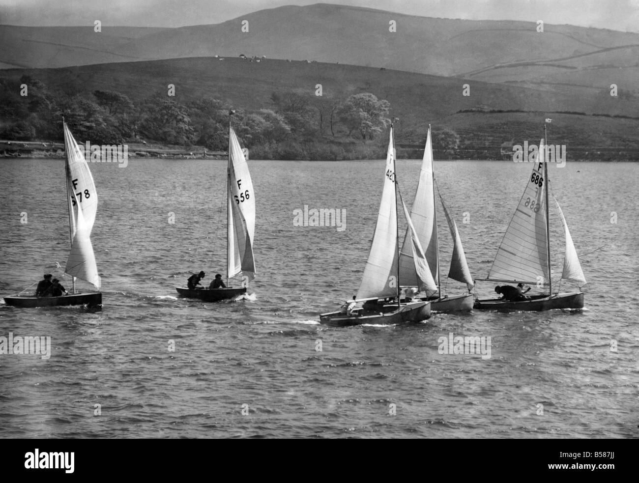 Firefly dinghy racing Hollingworth Lake: F.686 (Dr. C. A. Clarke's ...