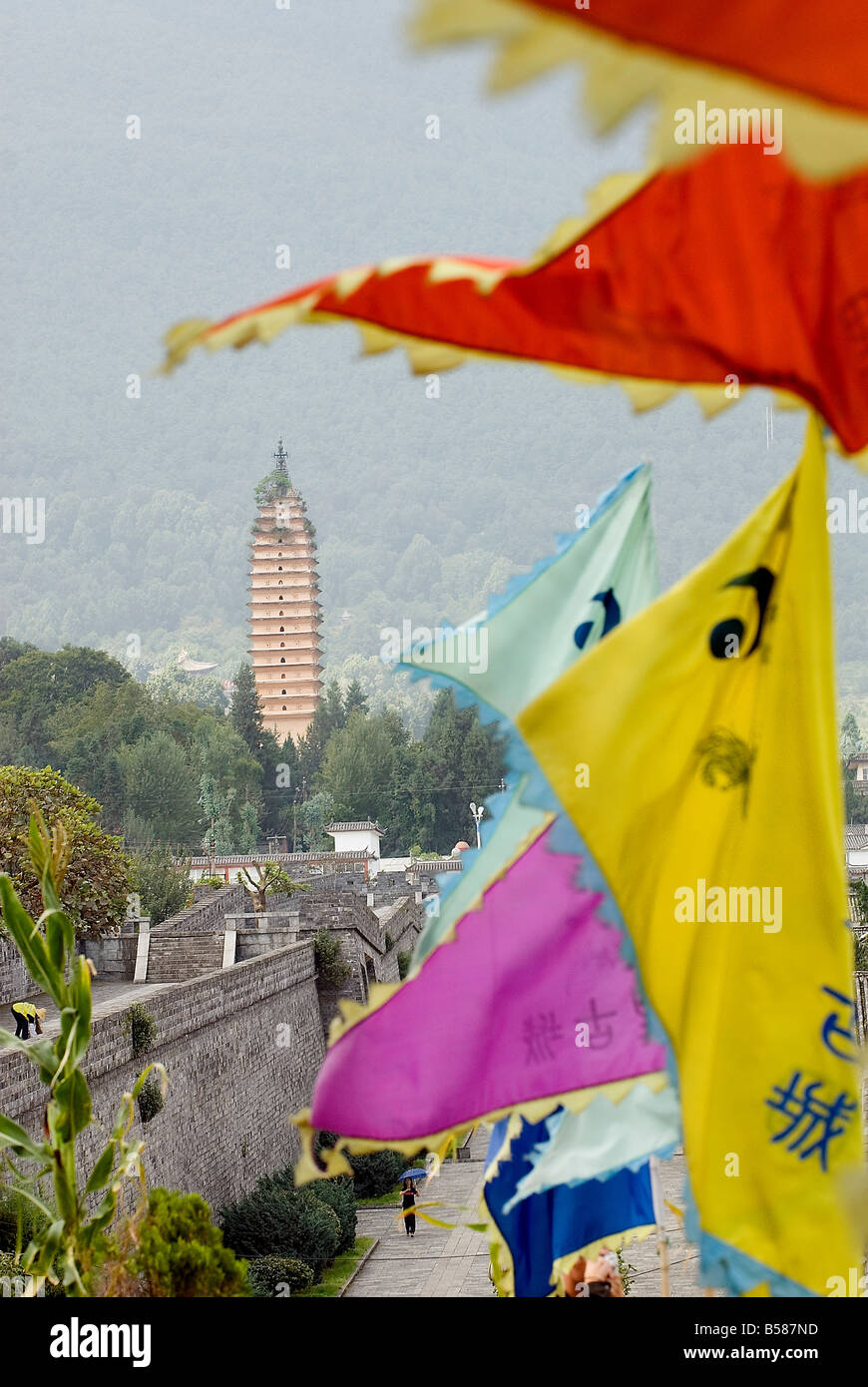 Flag and pagoda hi-res stock photography and images - Alamy