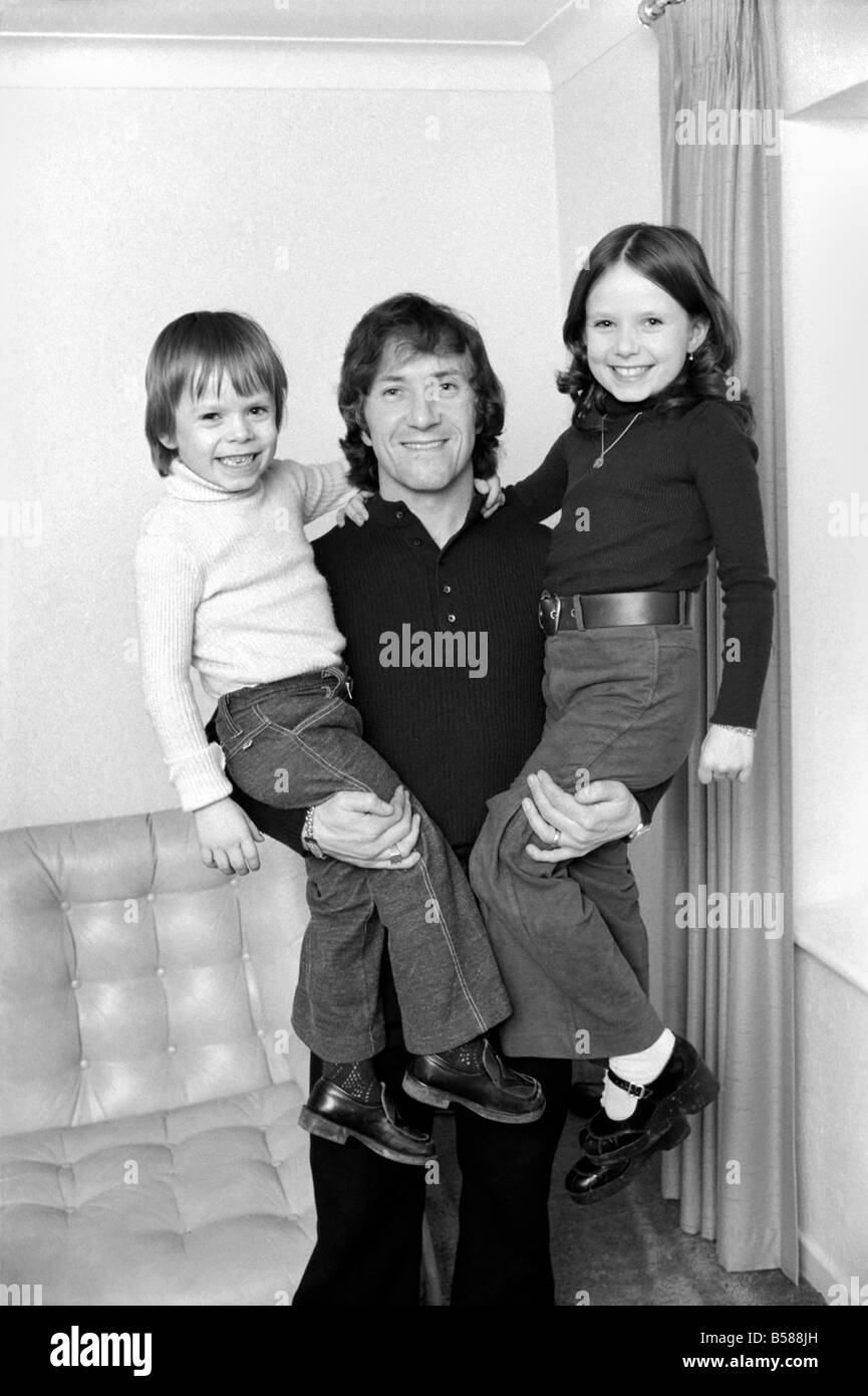 George Armstrong Arsenal F.C. January 1975 75-00605-003 Stock Photo - Alamy