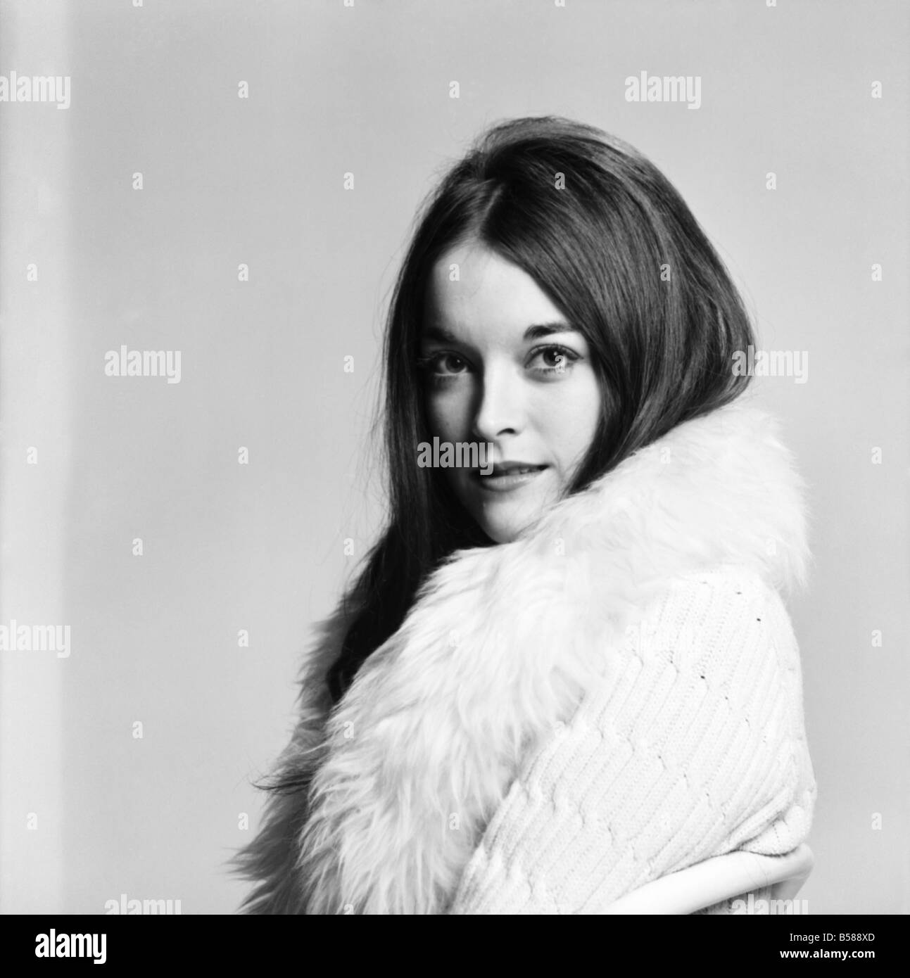 Singer smiling pop Black and White Stock Photos & Images - Alamy