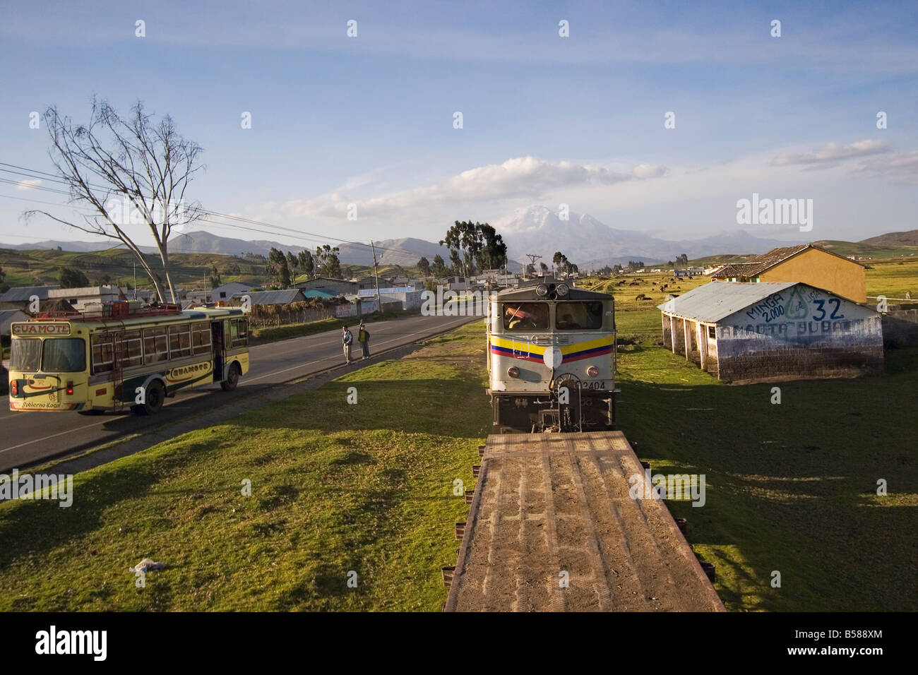 Bus and the famous El Nariz del Diablo train en route to Riobamba ...