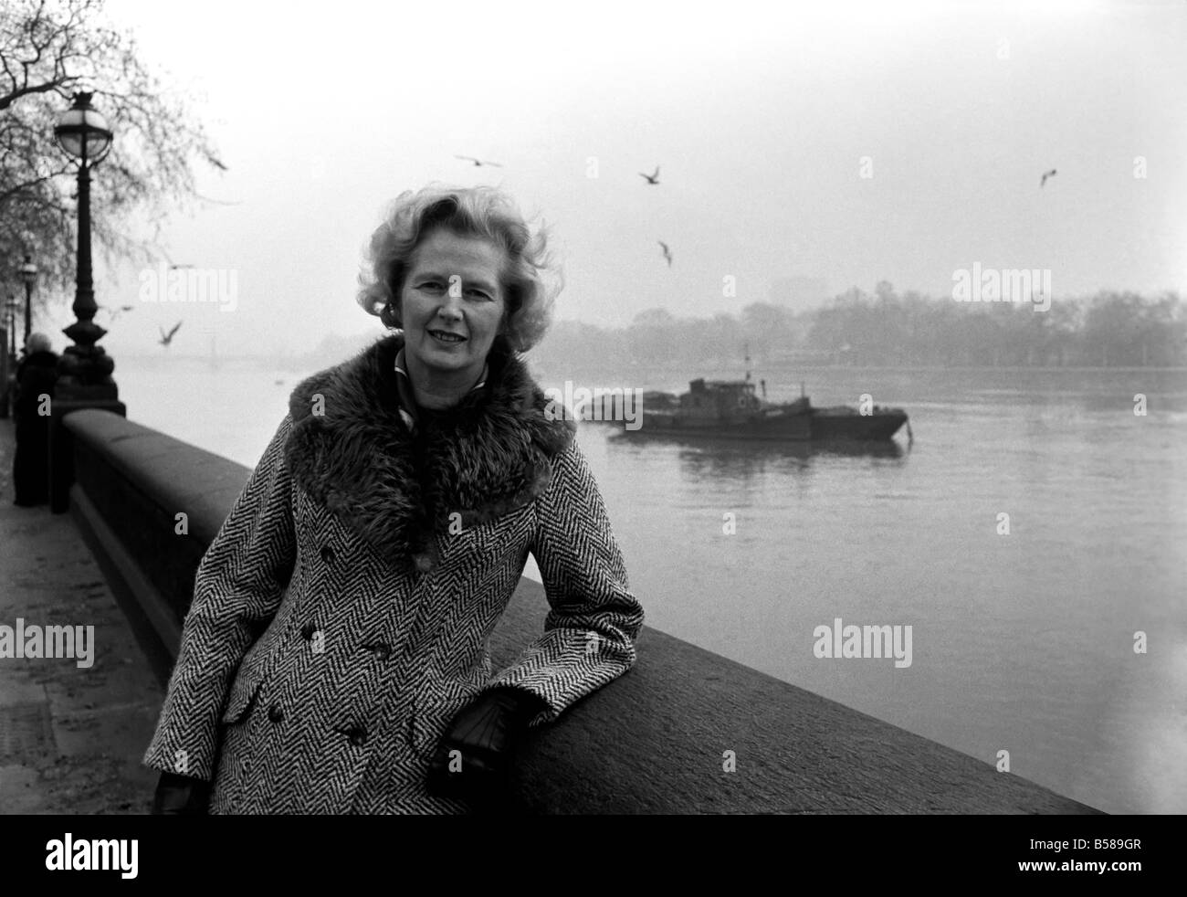 Mrs thatcher 1975 hi-res stock photography and images - Alamy