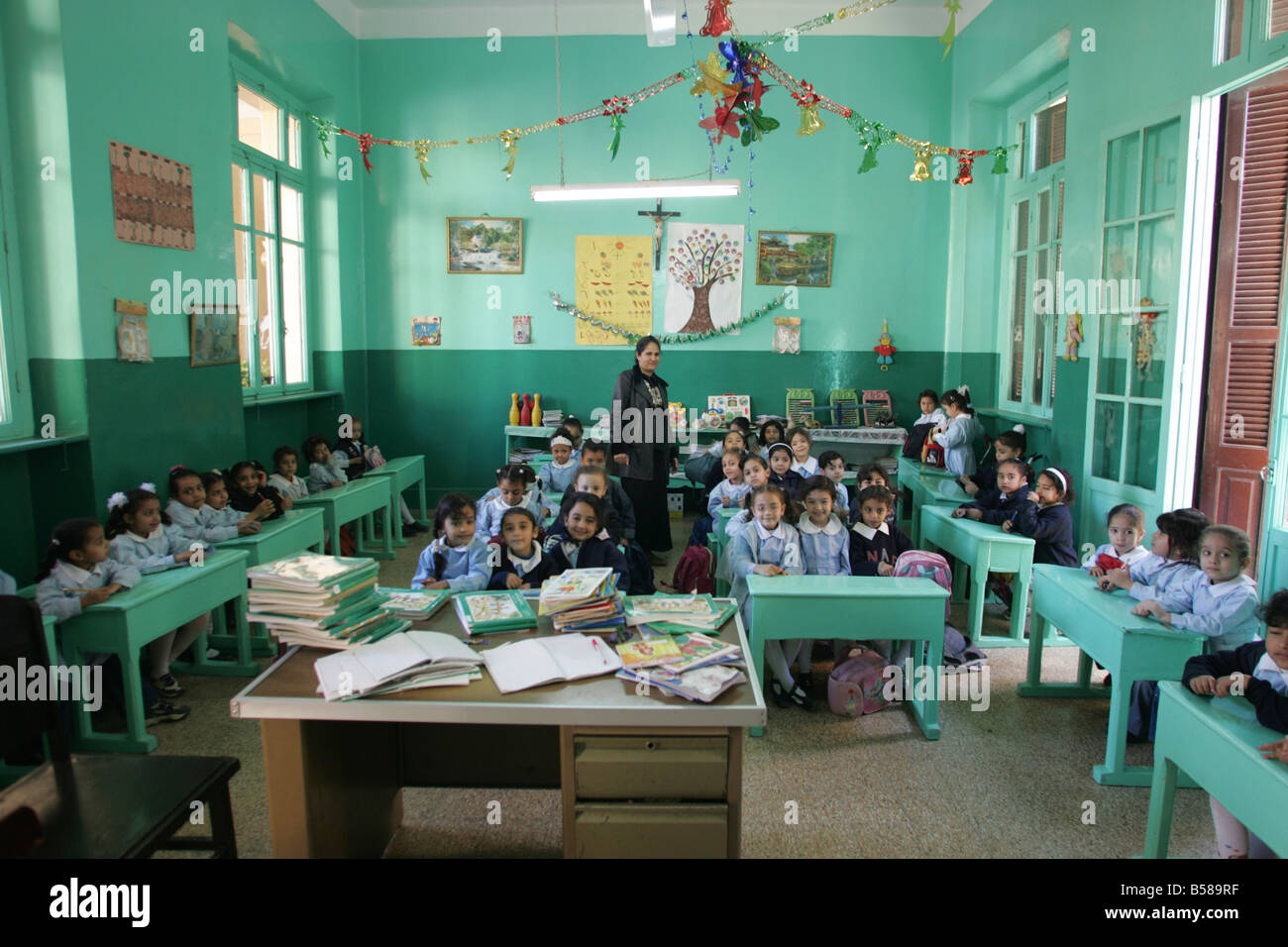 School children cairo egypt hi-res stock photography and images - Alamy