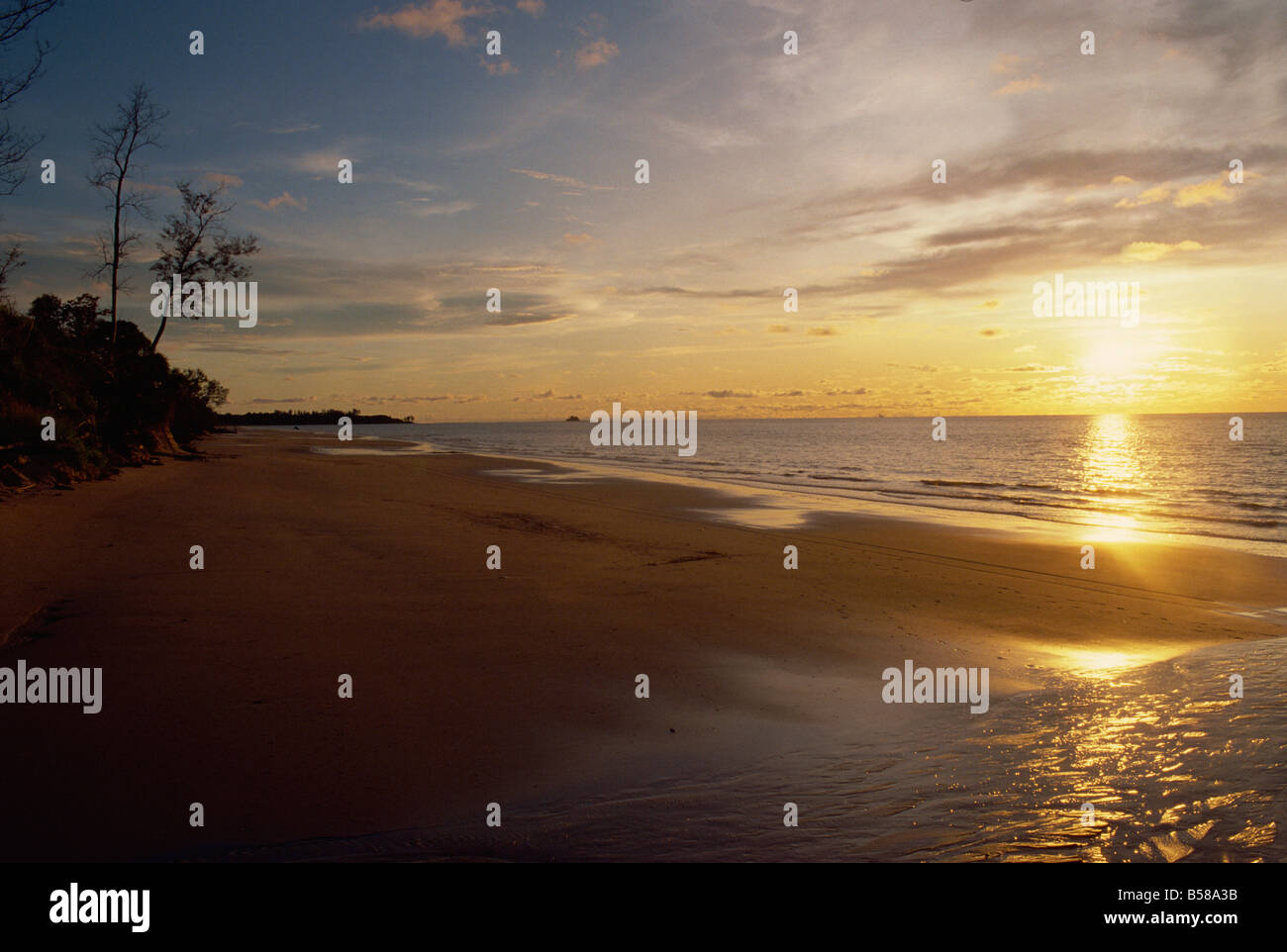 Beach near Jerudona, Brunei, Borneo, South China Sea Stock Photo - Alamy