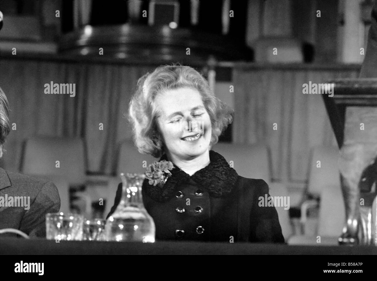 Mrs thatcher 1975 hi-res stock photography and images - Alamy