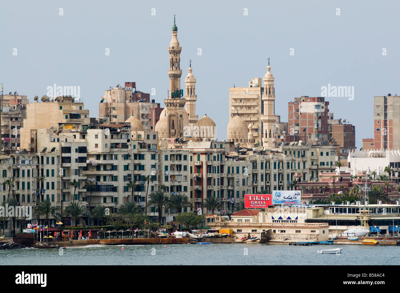 Alexandria egypt mosque hi-res stock photography and images - Alamy