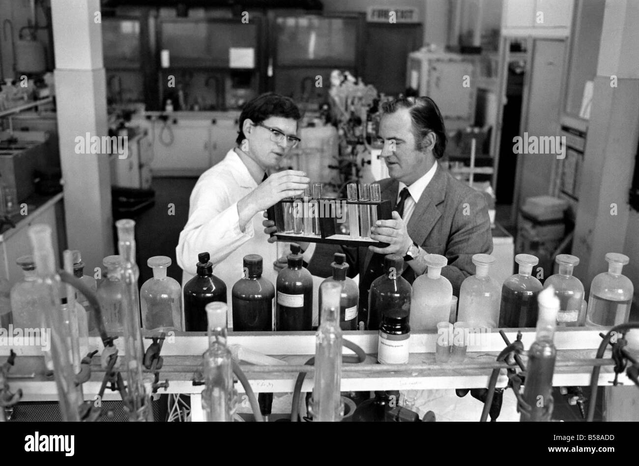 Science Research 1970s High Resolution Stock Photography and Images - Alamy