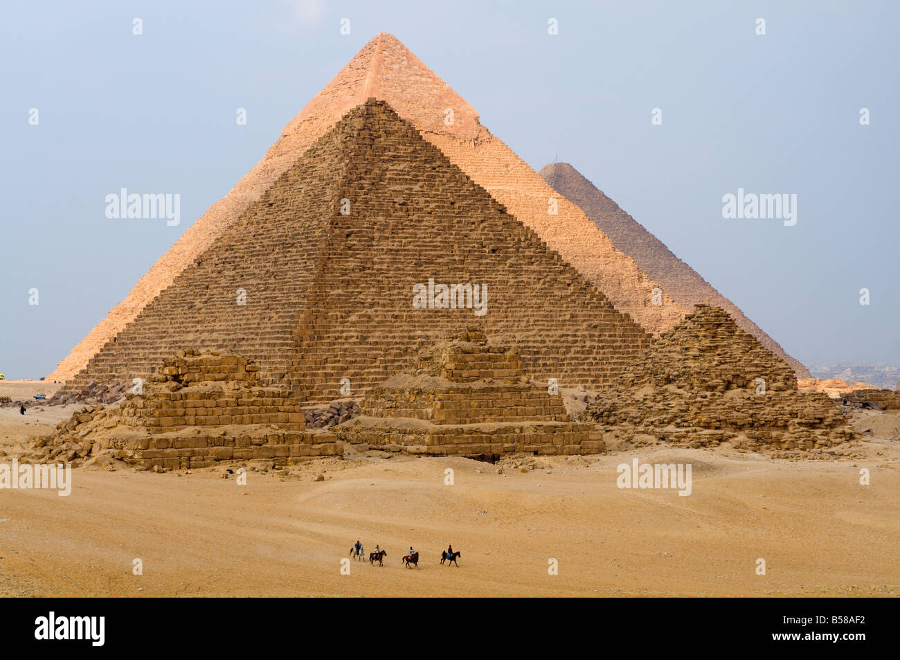 The Pyramids of Giza, UNESCO World Heritage Site, Giza, Egypt, North ...