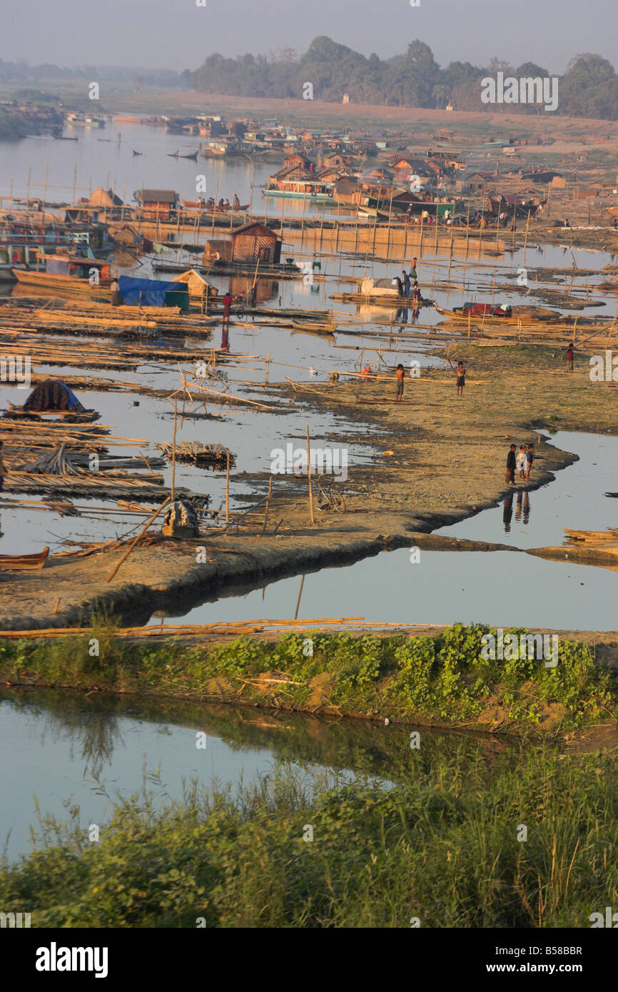Myanmar vertical aerial hi-res stock photography and images - Alamy