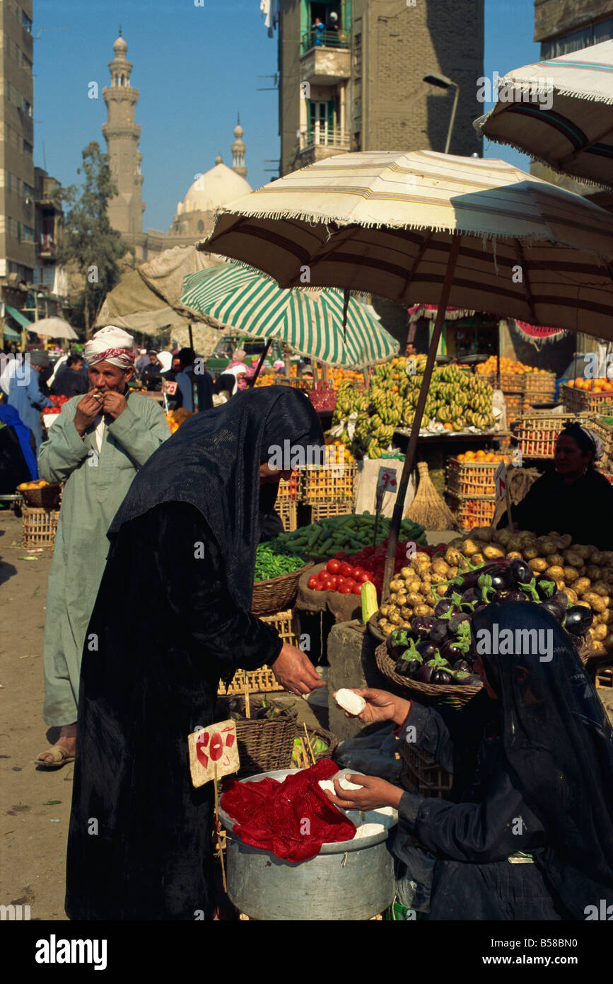 Market scene near the Citadelle, Cairo, Egypt, North Africa, Africa ...