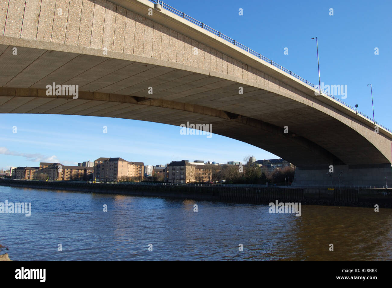 Kingston Bridge M8 motorway over the river Clyde in Glasgow Scotland ...