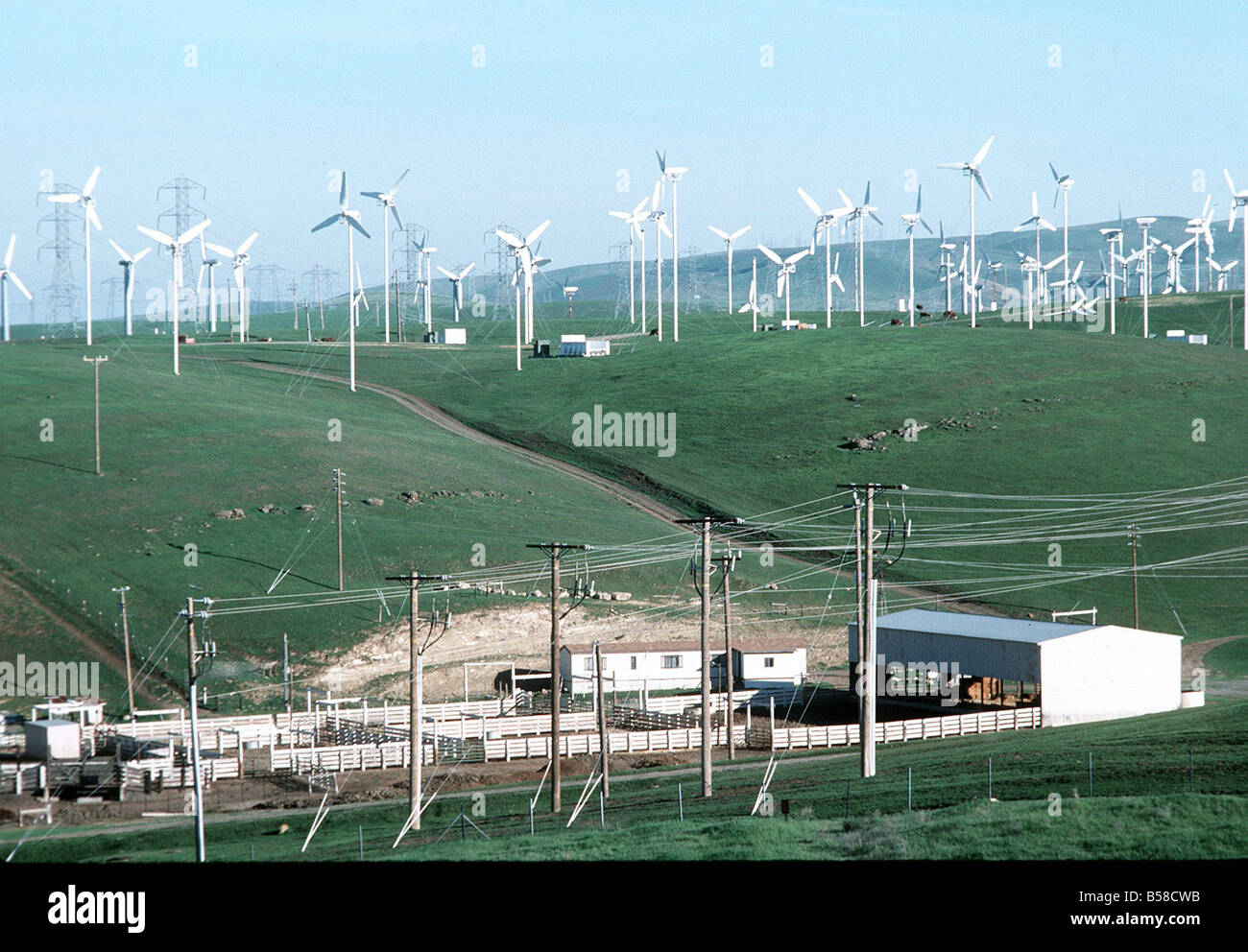 Wind Farm east of San Francisco near Altamont Pass California Stock ...