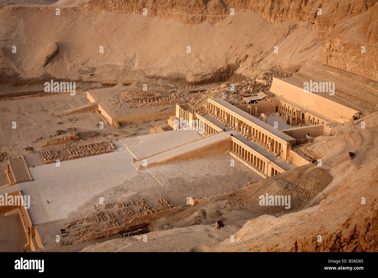 Deir al Bahri, Funerary Temple of Hatshepsut, Thebes, UNESCO World Heritage Site, Egypt, North ...