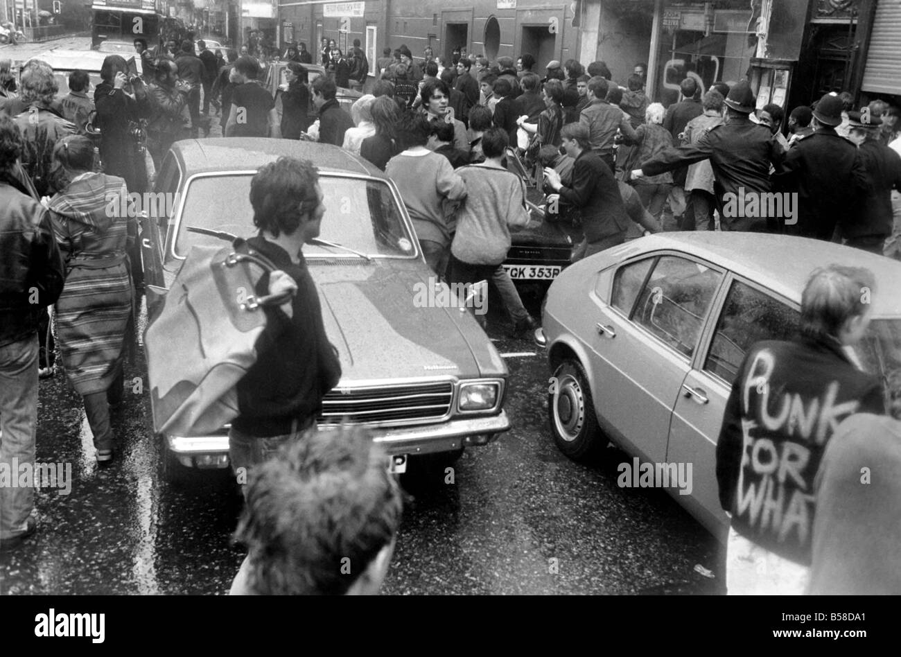 77 punk hi-res stock photography and images - Alamy