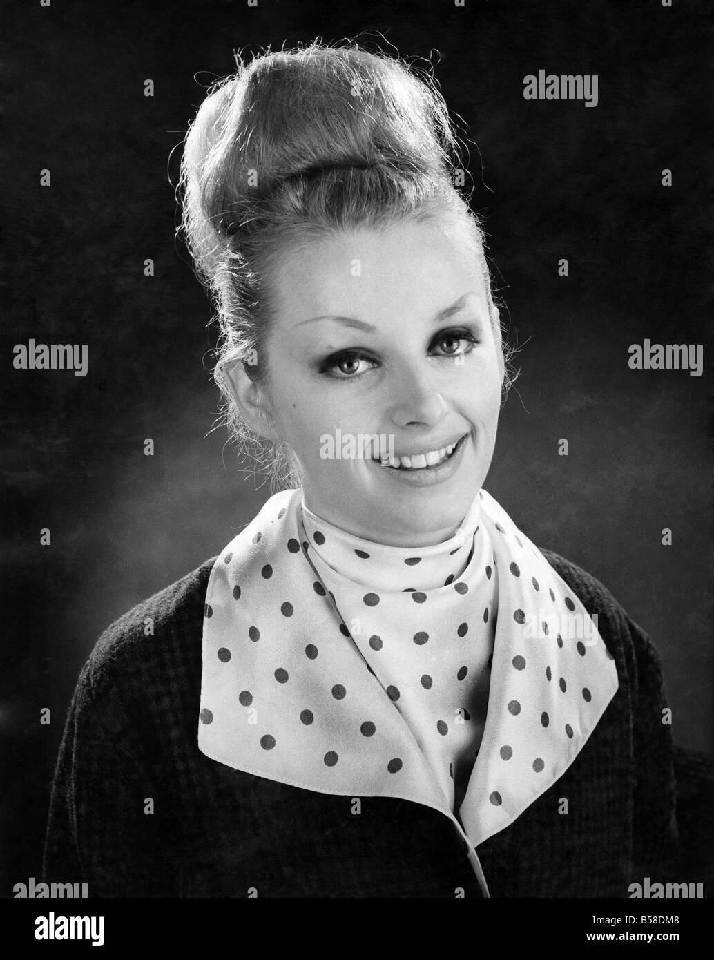 Reveille fashions 1964 hi-res stock photography and images - Alamy