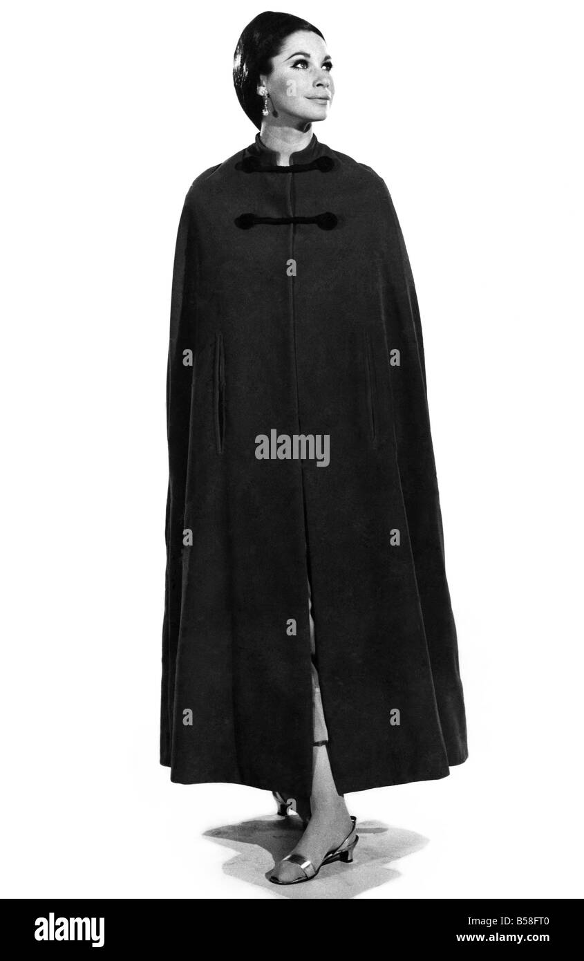 Gala Glamour: Romantic and glamorous. This ruby-red velvet cloak is ...