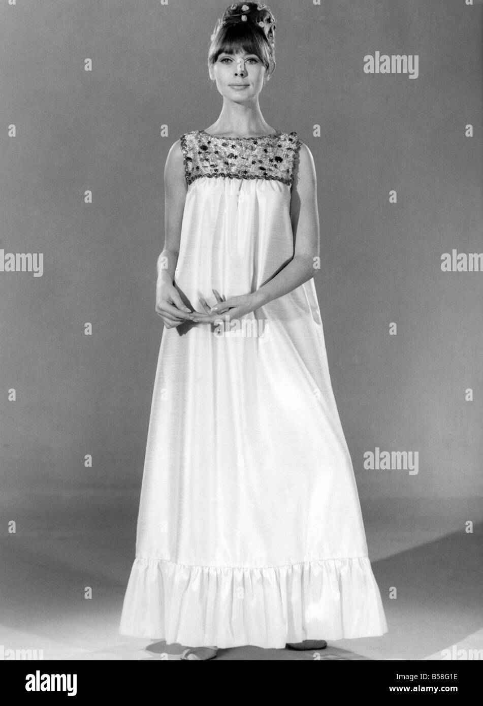 Reveille Fashions: Jeanette Harding. December 1966 P006698 Stock Photo ...