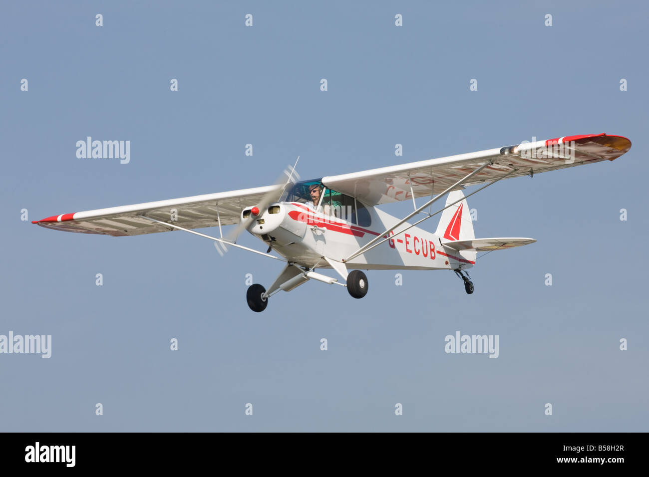 Piper super cub hi-res stock photography and images - Alamy