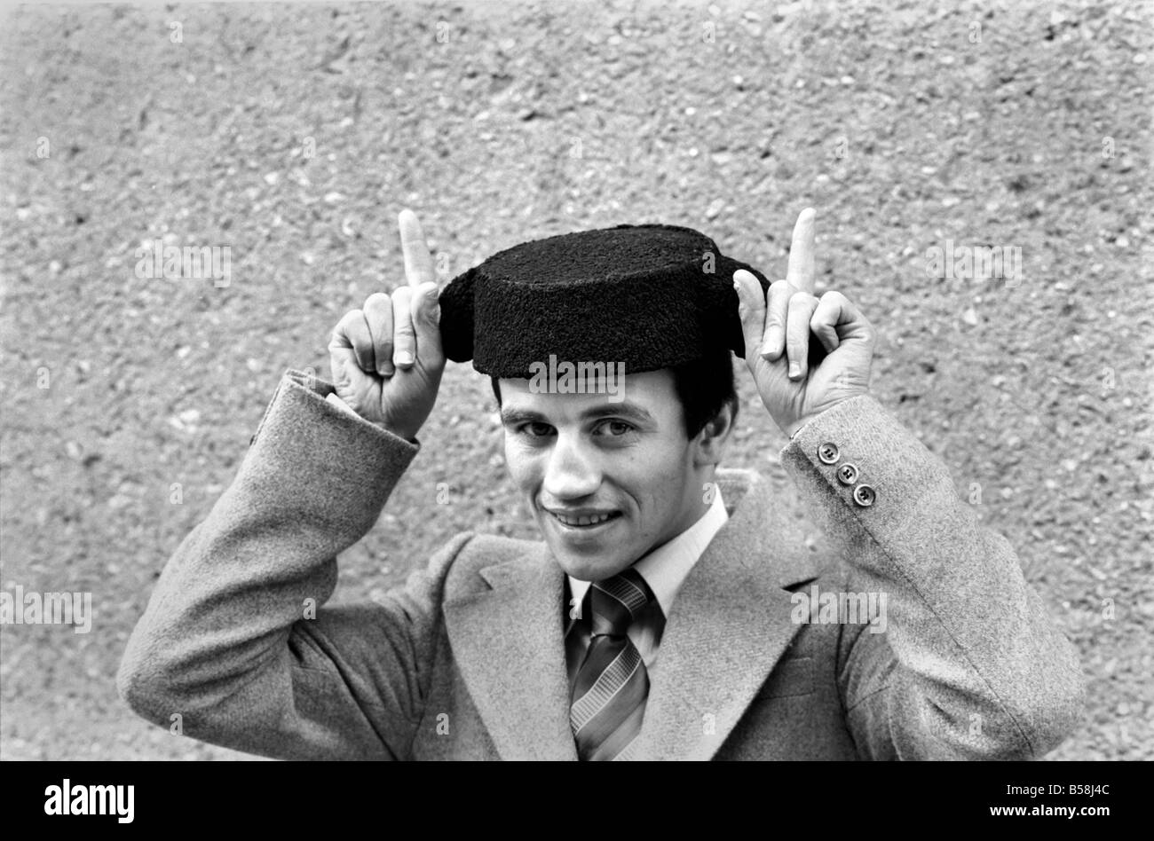 Sport: Boxing: Boxer Charlie Magri poses wearing a matador's hat ...