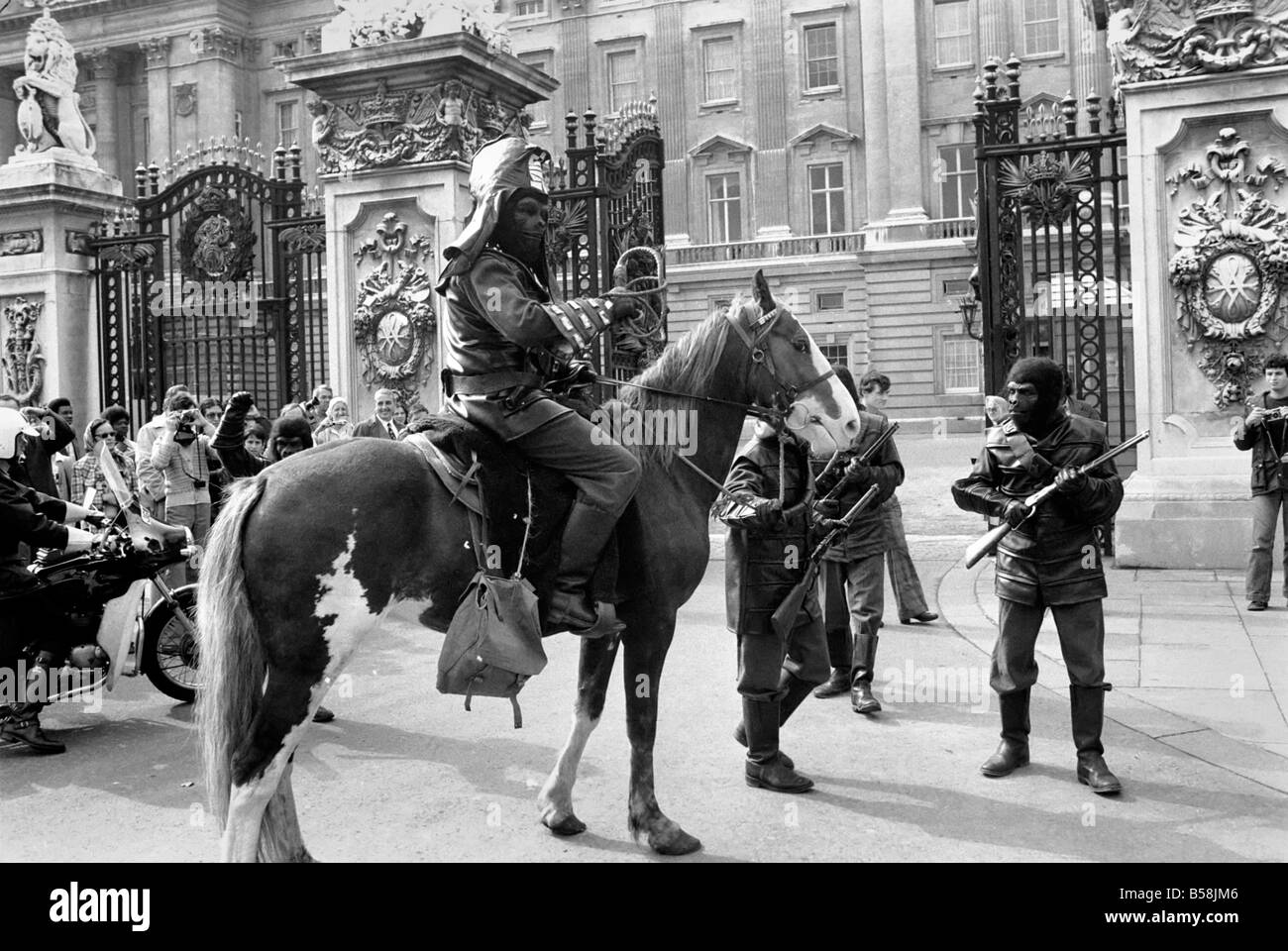 Conquest Of The Planet Of The Apes Police