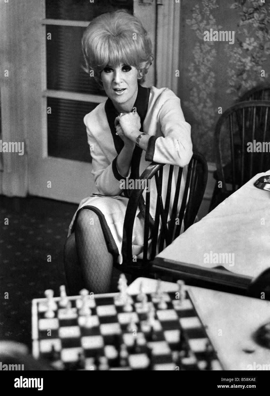 Dusty springfield 1960s hi-res stock photography and images - Alamy