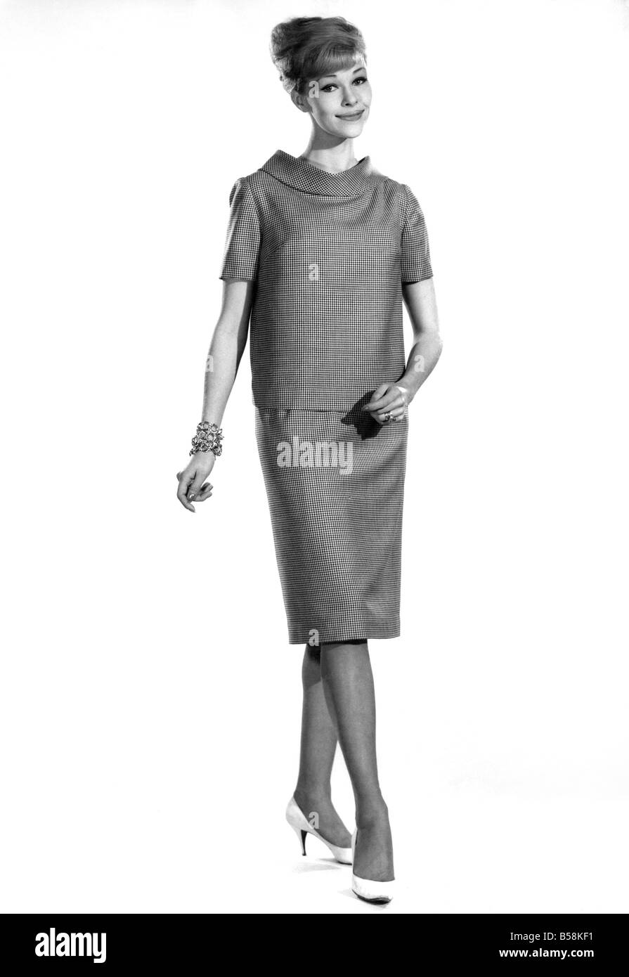 Reveille Fashions 1963: Jo waring. January 1963 P007636 Stock Photo - Alamy