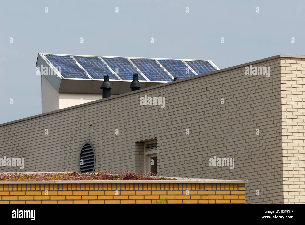 Shell solar panels fitted to houses on the world's largest solar ...