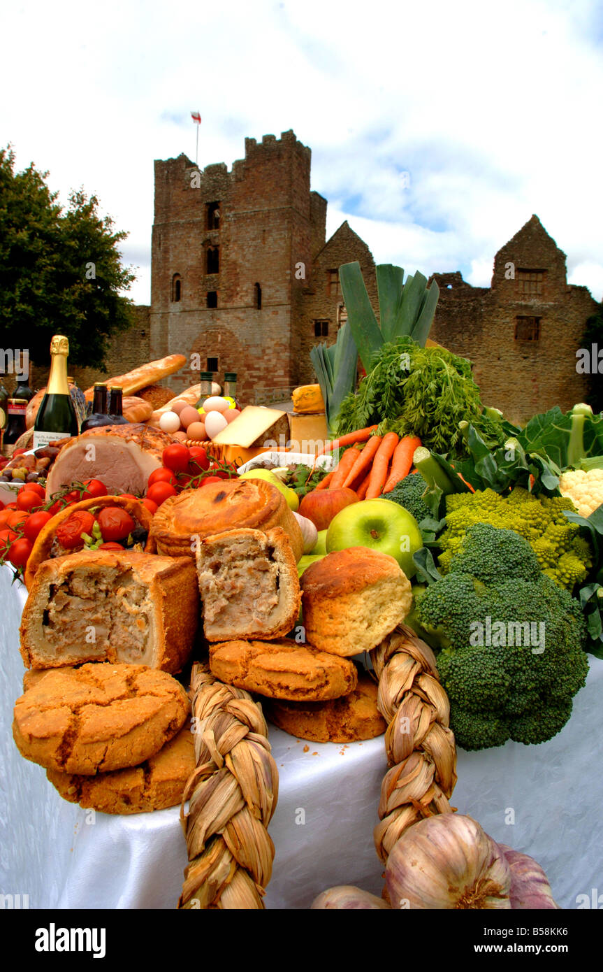Ludlow food festival pie hi-res stock photography and images - Alamy