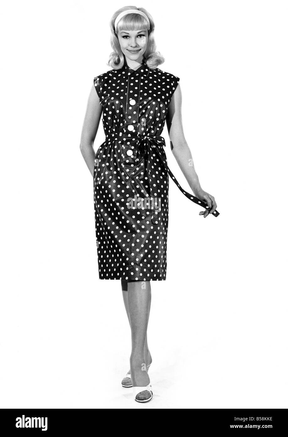 Reveille Fashions 1963: Jo Waring. June 1963 P007690 Stock Photo - Alamy
