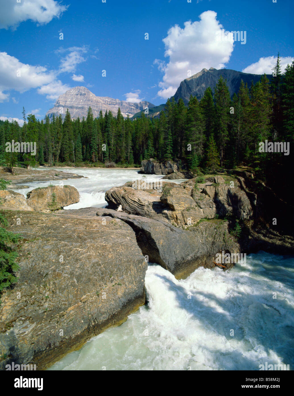 North canada landscape hi-res stock photography and images - Alamy