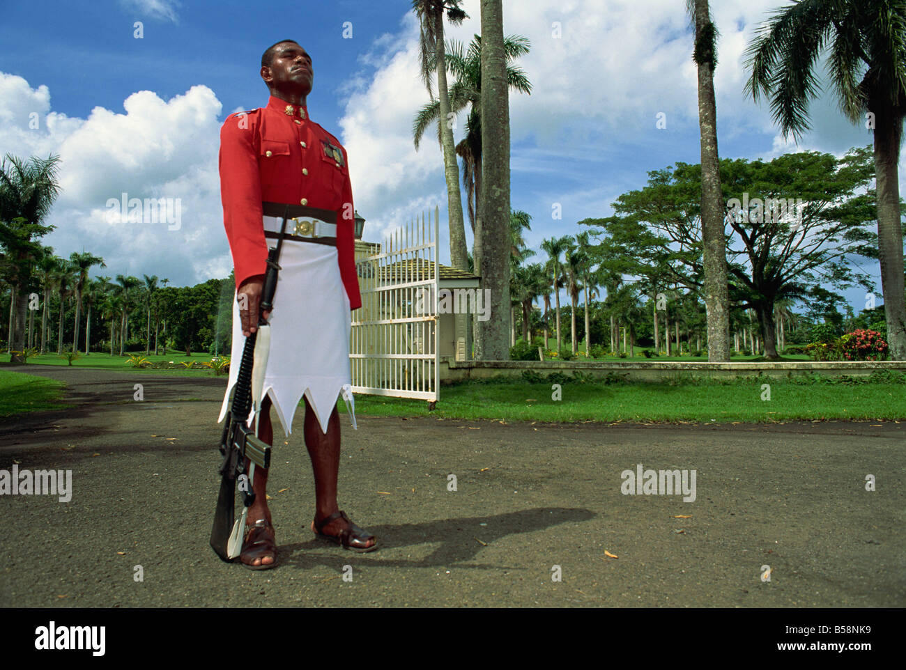 Guard government house suva fiji hi-res stock photography and images ...
